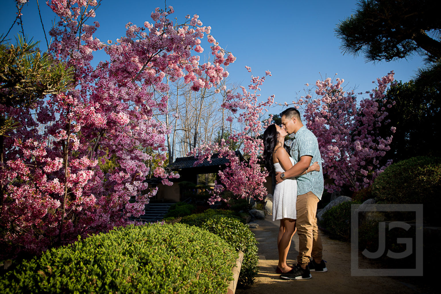 Huntington Library Engagement Photography | Nicole + Phillip